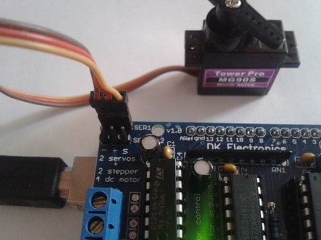 Testing Arduino motor shield with servo motor - Do It Easy With ScienceProg